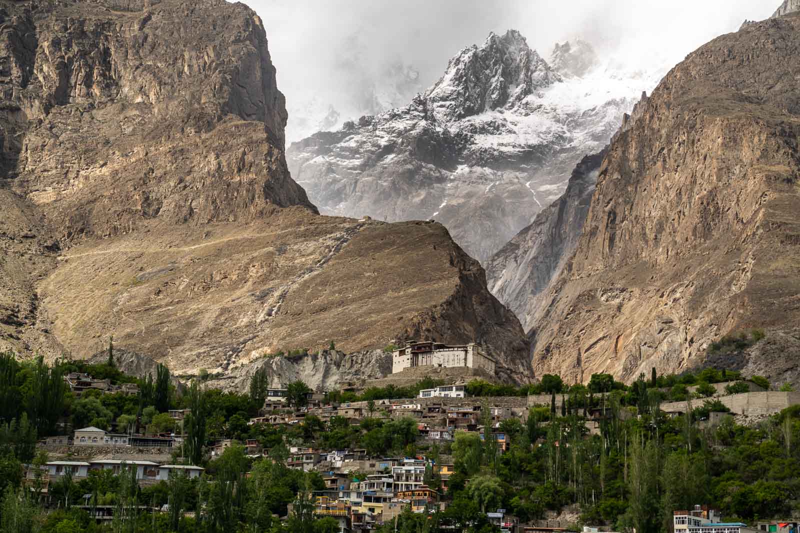 15 EPIC Things to Do in Hunza Valley (Insider Guide • 2025)